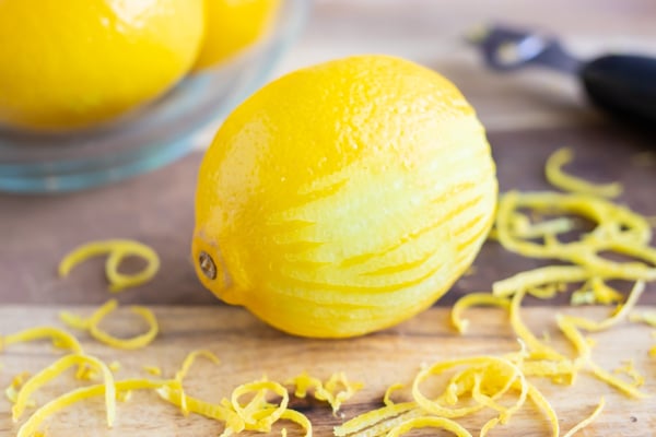 How To Zest A Lemon Without A Zester [3 Easy Ways]