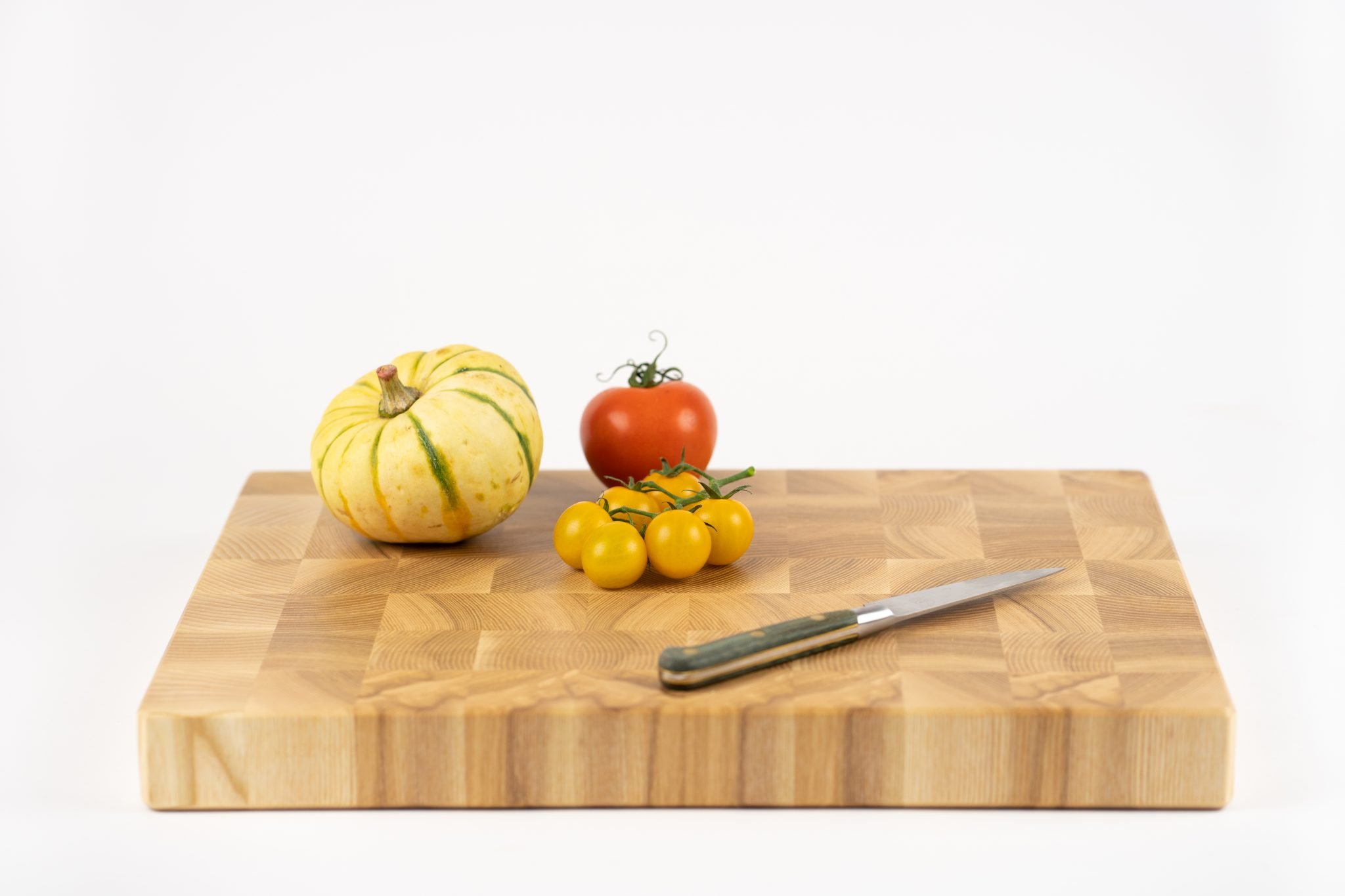 5 Best End Grain Cutting Boards [Edge-Grain vs End-Grain]