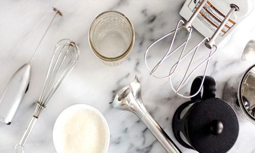 How To Froth Milk [5 Best Ways]